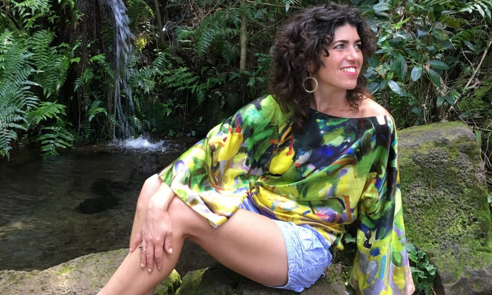 Dena Lyons - Premium Apparel & Accessories
